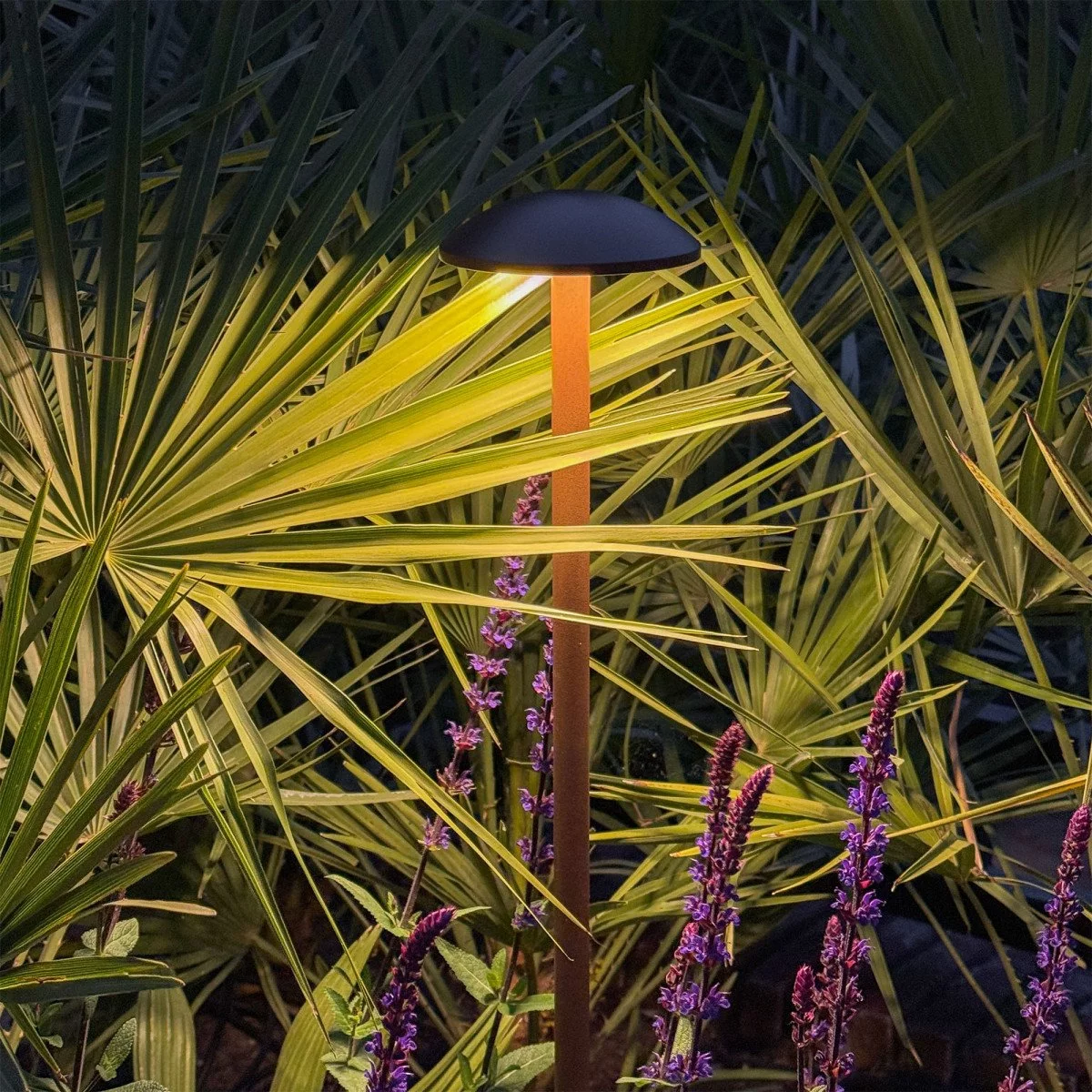 Corten Außenlampe 80 cm – Jazzy Gartenlampe | Nostalux.de