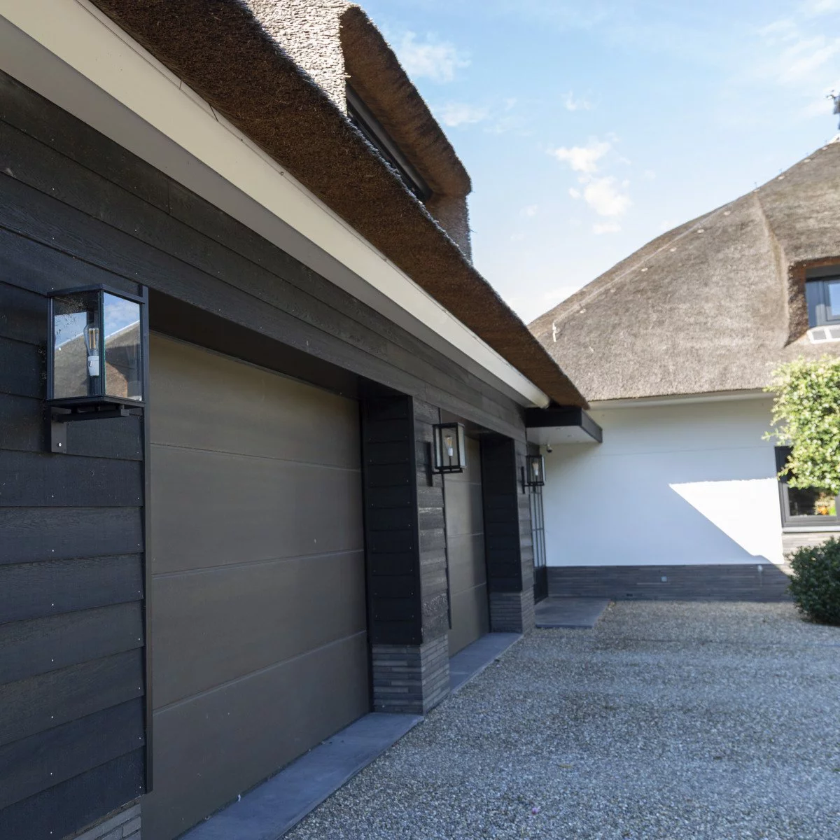 Moderne Außenwandleuchte Capital XL Schwarz